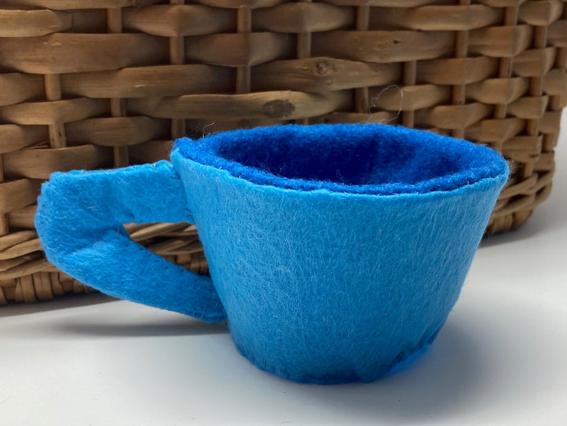 Toy Tea Set Soft Blue Felt Daisy Pattern, Tea Pot and 2 Tea Cups - Etsy