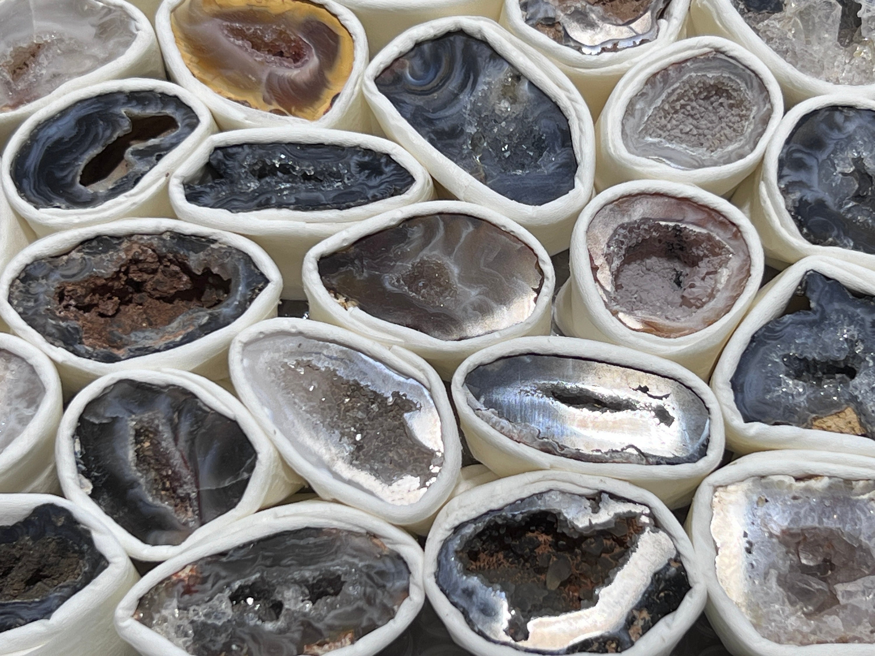 Oco Geode Cut Crystals (avg 3.5 Lbs) Box Flat Bulk Wholesale Lot Rough ...
