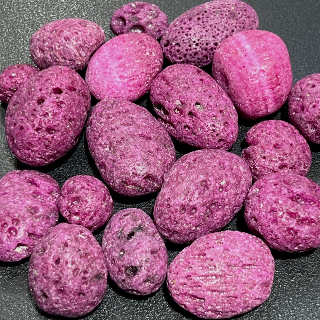 Honeycomb Red Ruby Tumbled Crystal Pieces UV Reactive Bulk Wholesale ...