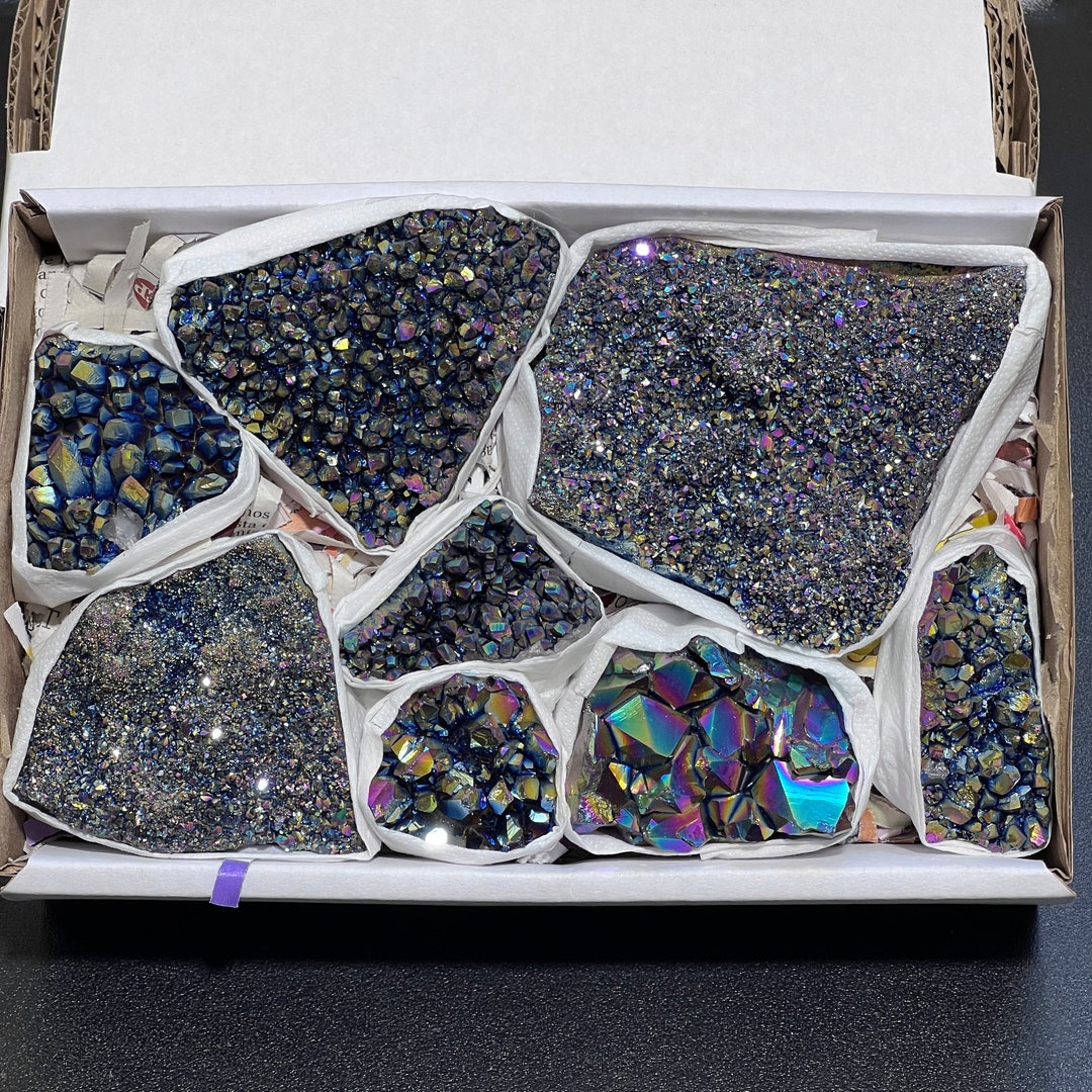 Titanium Aura Amethyst Crystals (avg 1.5 Lbs) Box Flat Bulk Wholesale ...