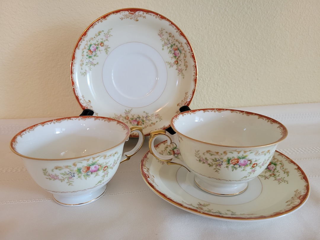 Vintage 1940s Meito China Set of 8 Tea Cups and Saucers, Pattern V2161 ...