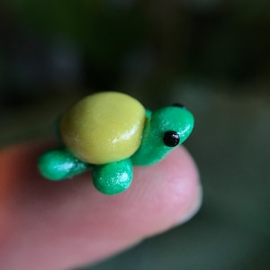 1 Mini Turtle, Collectible Figurine, Polymer Clay Sculpture, Tiny Baby ...