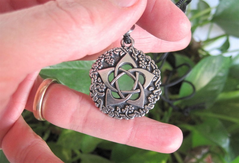 PENTACLE of the GODDESS Pewter PENDANT - Etsy