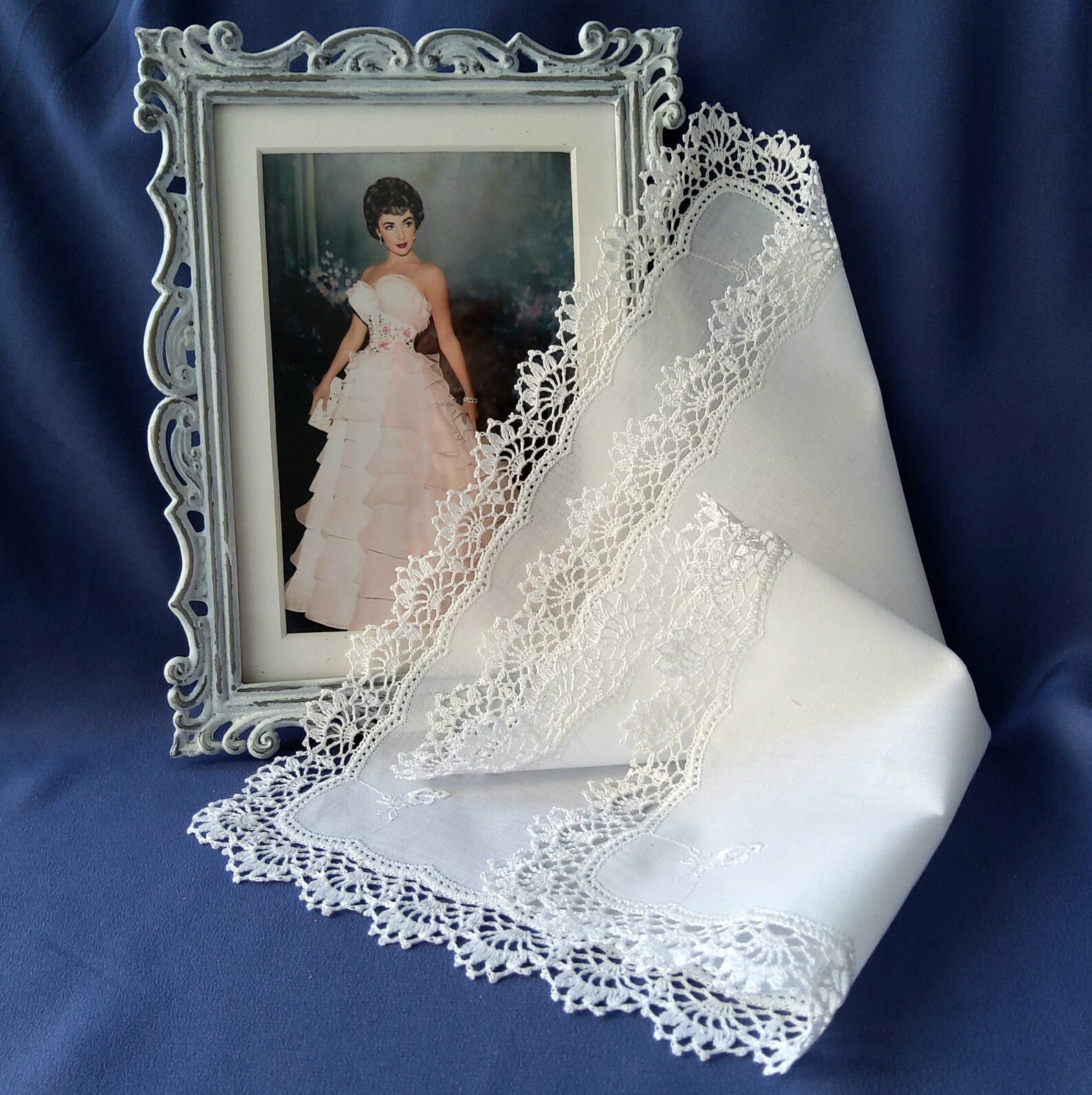 Wave Edge Crochet Lace Handkerchief. - Etsy