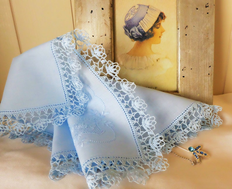 Vintage Roses Lady Handkerchiefs. | Etsy