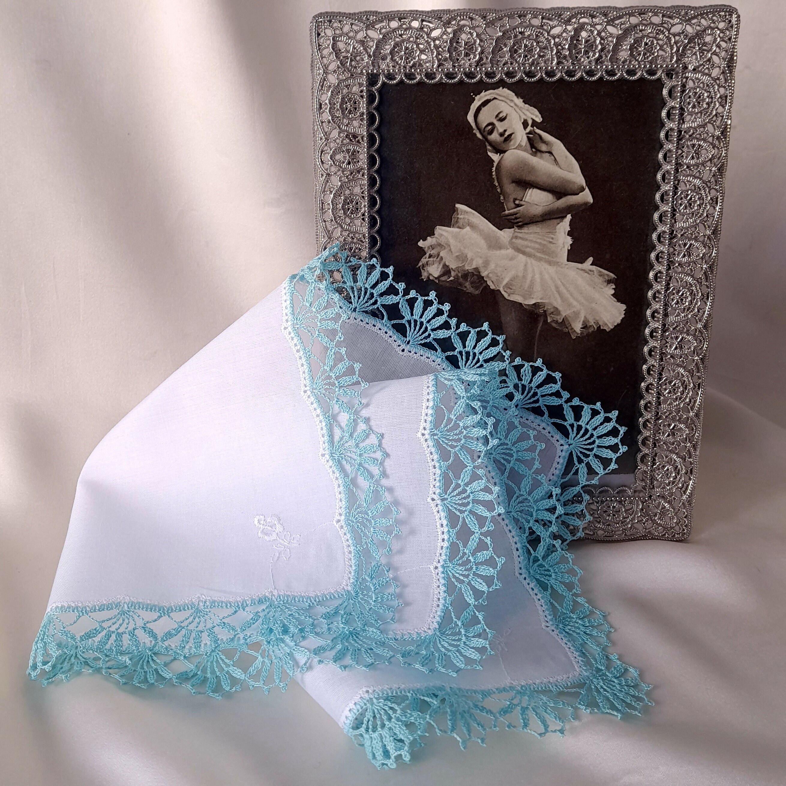 Lotus Flower Crochet Handkerchief. - Etsy