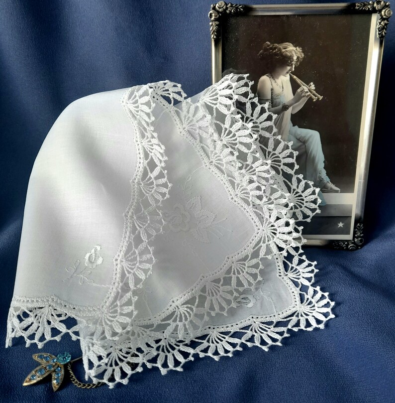 Lotus Flower Crochet Handkerchief. - Etsy