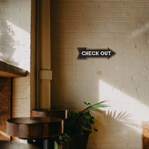 Check Out Sign, Check Out Right Arrow Sign, Vintage Looking Store Shop ...
