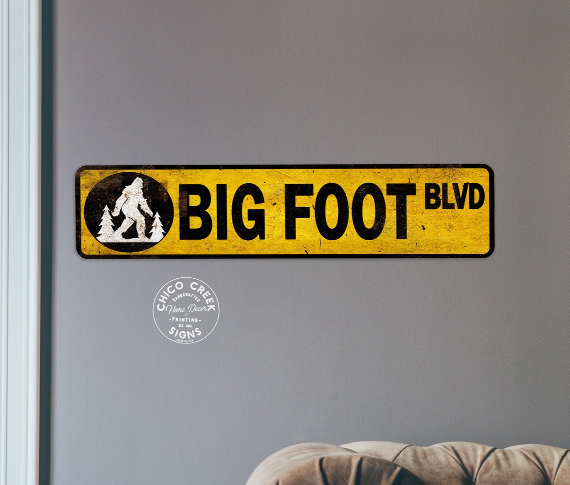 Bigfoot Boulevard Sign Big Foot BLVD Sasquatch Sign Big Foot - Etsy