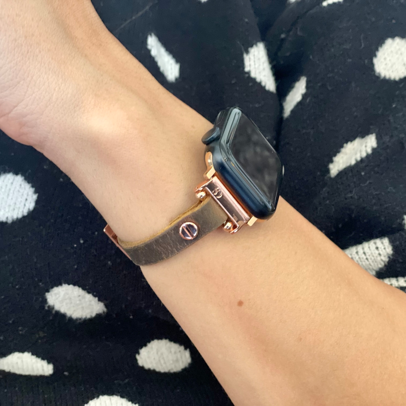 Slim Rustic Brown Leather Apple Watch Band: Rose Gold Accent Strap - Etsy