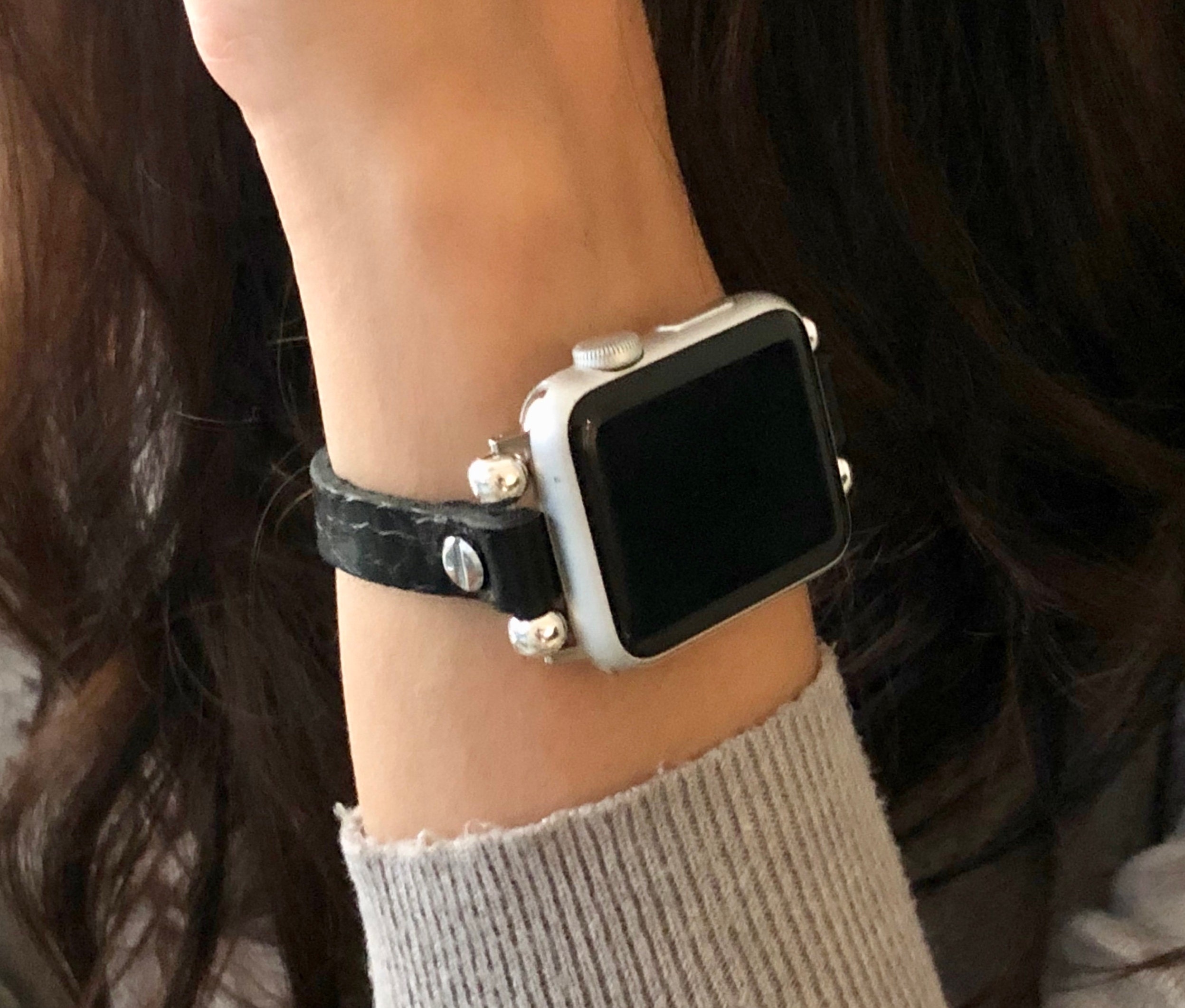 Apple Watch Band 38mm 40mm 41mm 42mm 44mm 45mm Slim Women Bracelet