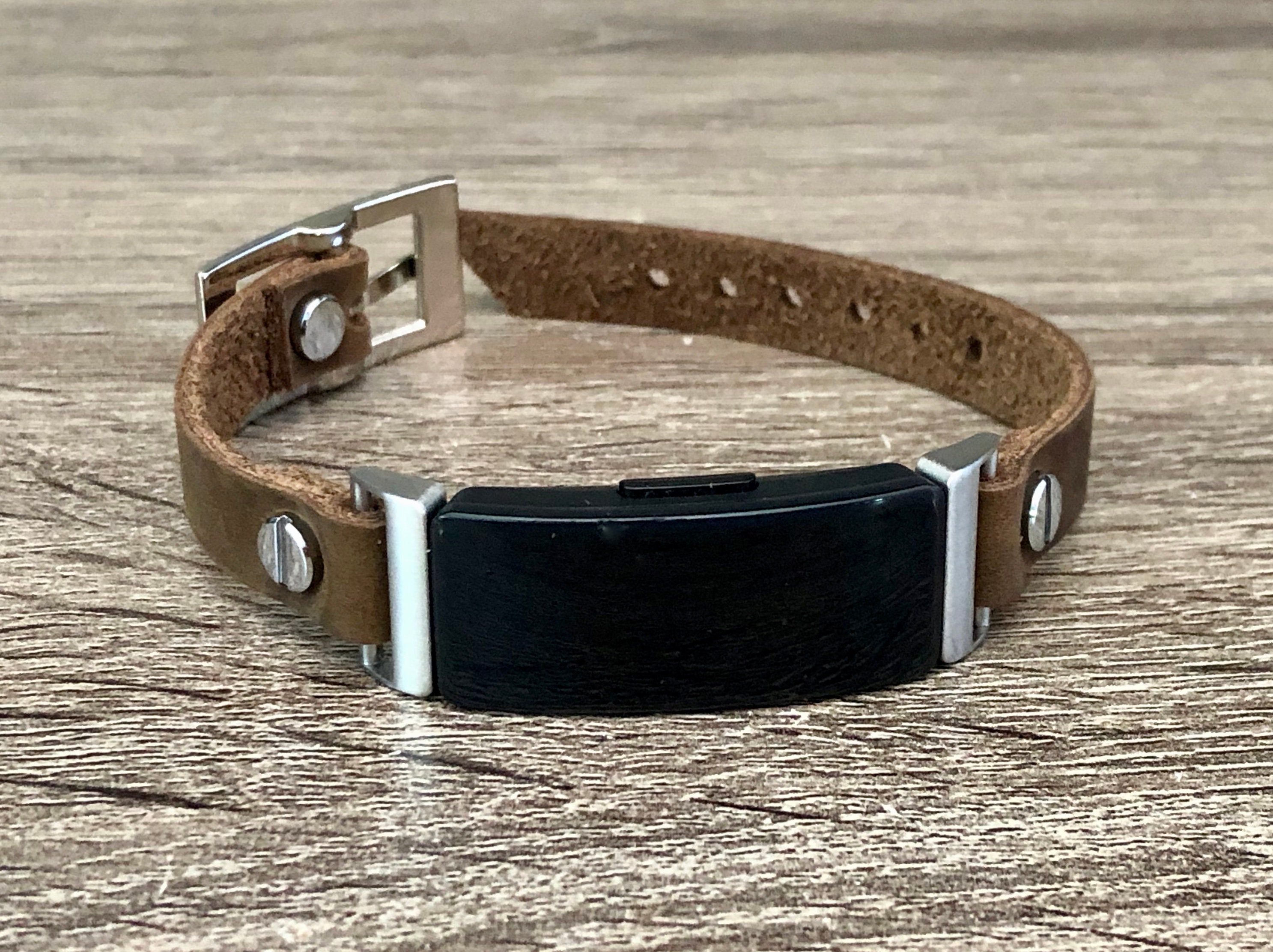 Leather Fitbit Inspire Band, Fitbit Inspire HR Bracelet, Silver ... Leather Fitbit Inspire Band, Fitbit Inspire HR Bracelet, Silver ...