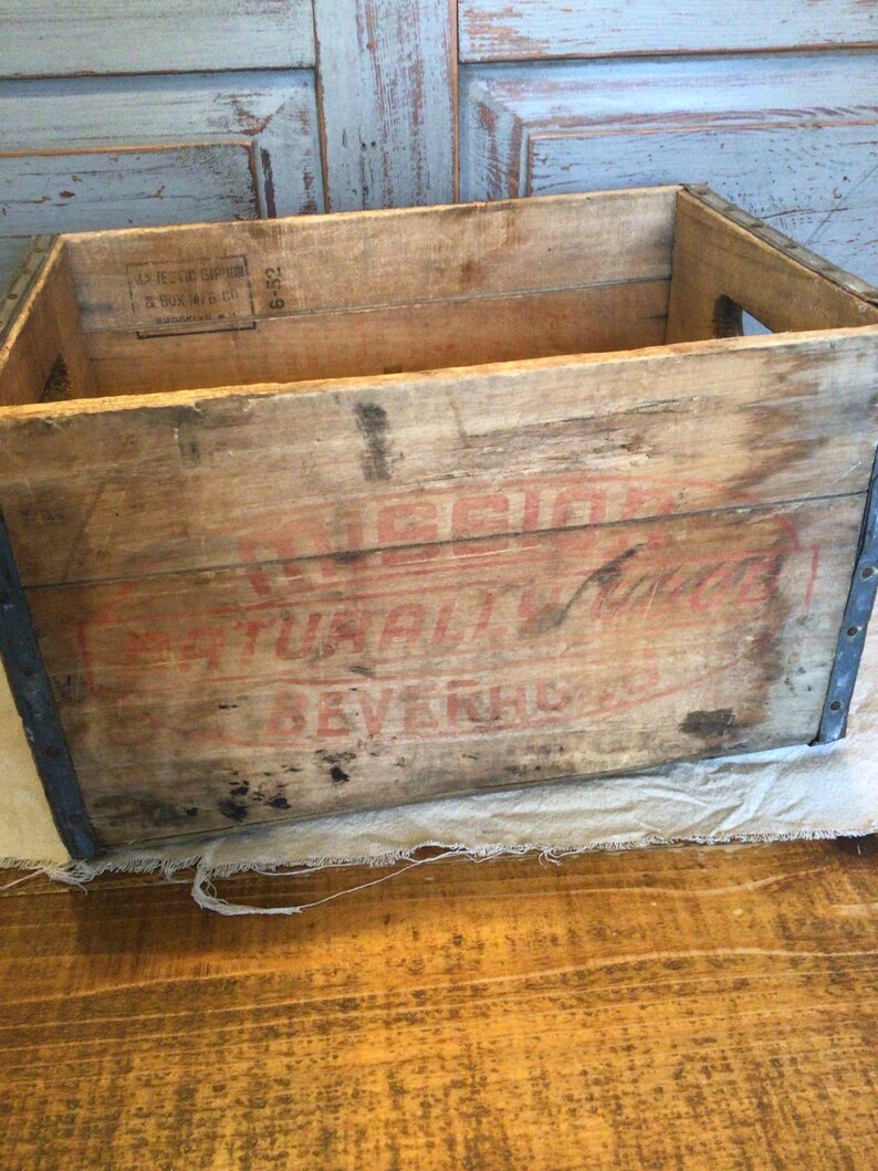 Vintage Mission Beverages Bottle Crate From Brooklyn NY - Etsy