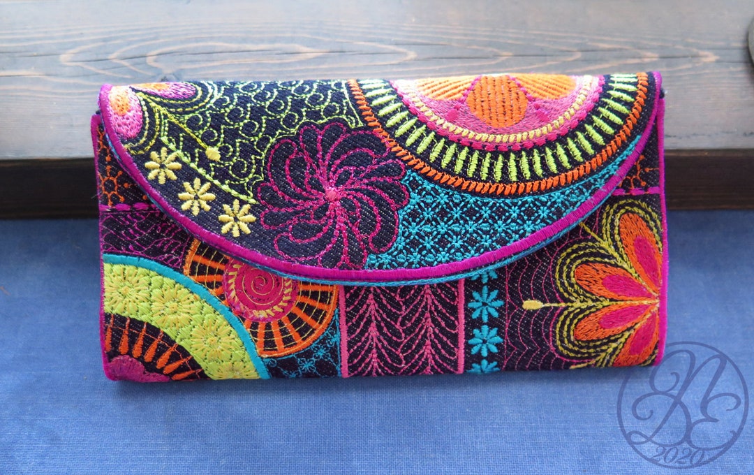 Flower Power Wallet - Boho Chic - in the Hoop DIY Digital Embroidery ...