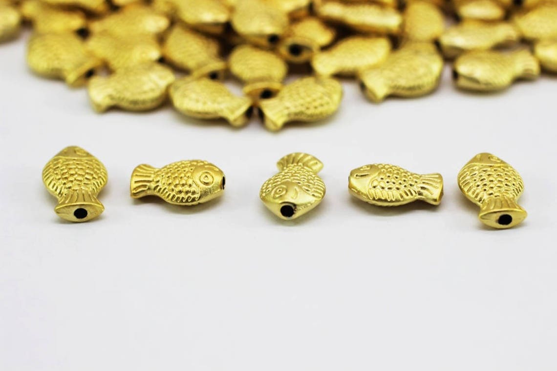24k Matt Gold Plated Fish Beads 6x9mm 3D Bead Charms Fish - Etsy