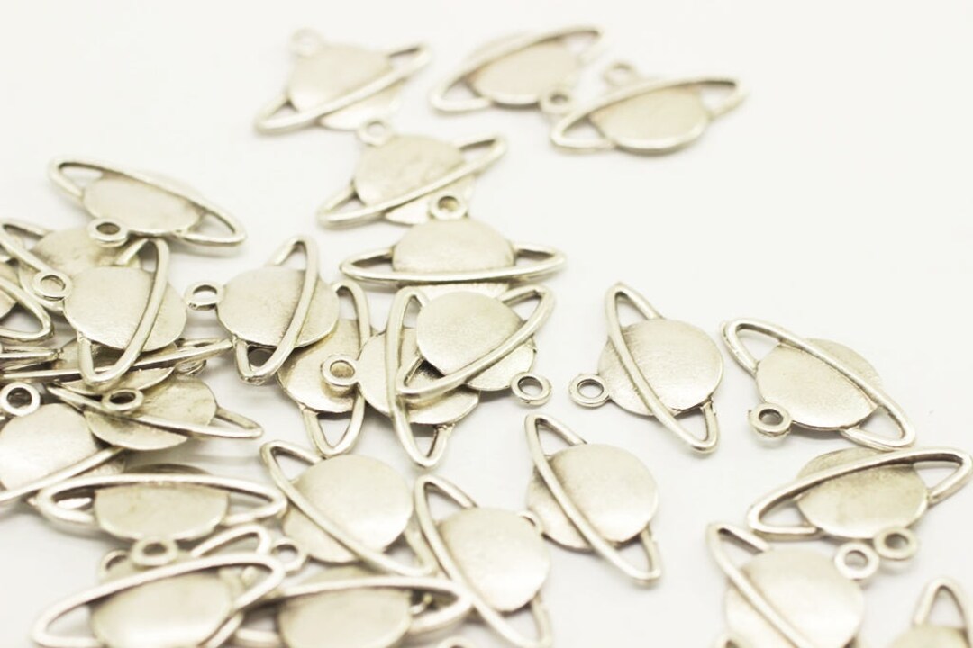 Matt Silver Plated Saturn Charms, 14x21mm Space Charm, Astronomy Charm ...