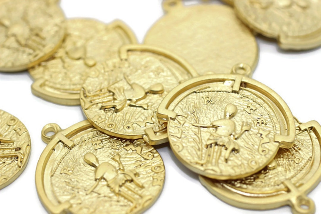 24 K Matt Gold Coin Pendant, 28x30mm, Greek Coins, Egypt Coins ...