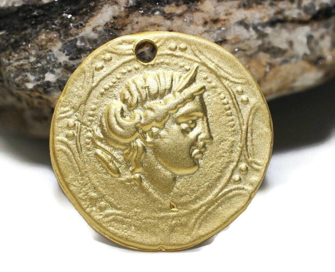 24 K Matt Gold Cleopatra Coin Pendant, 28 Mm Gold Pendant, Coin Charms ...