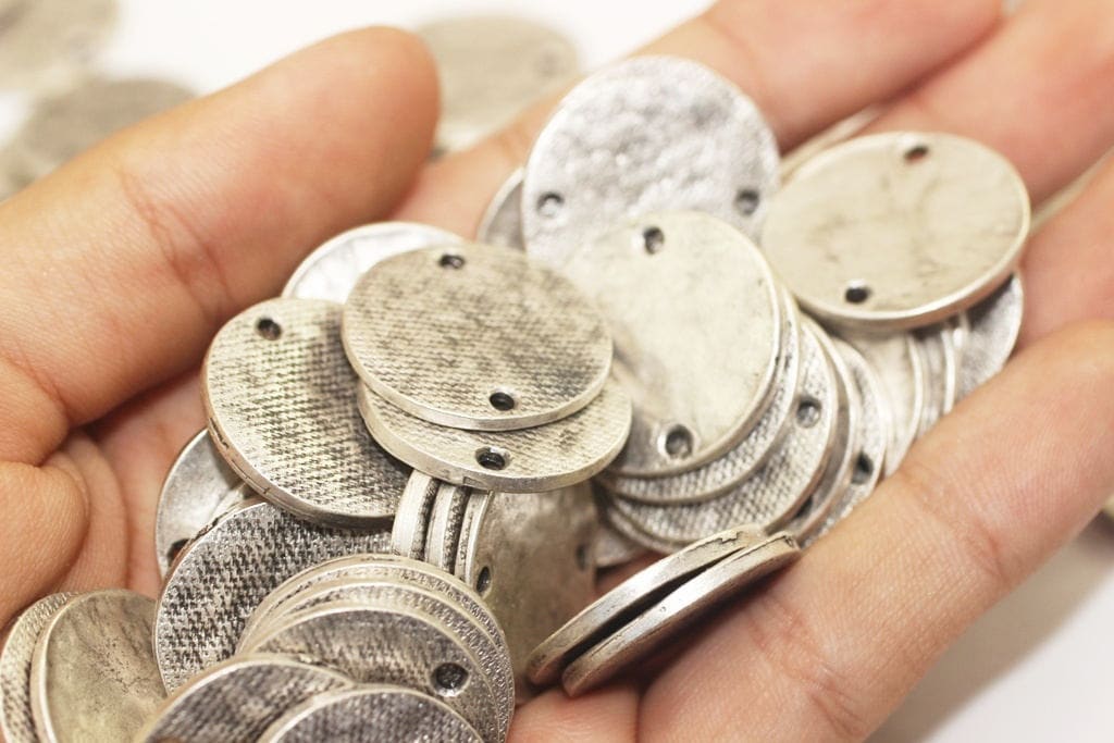 Matt Silver Plated Hammered Coin Discs 22 mm Round | Etsy