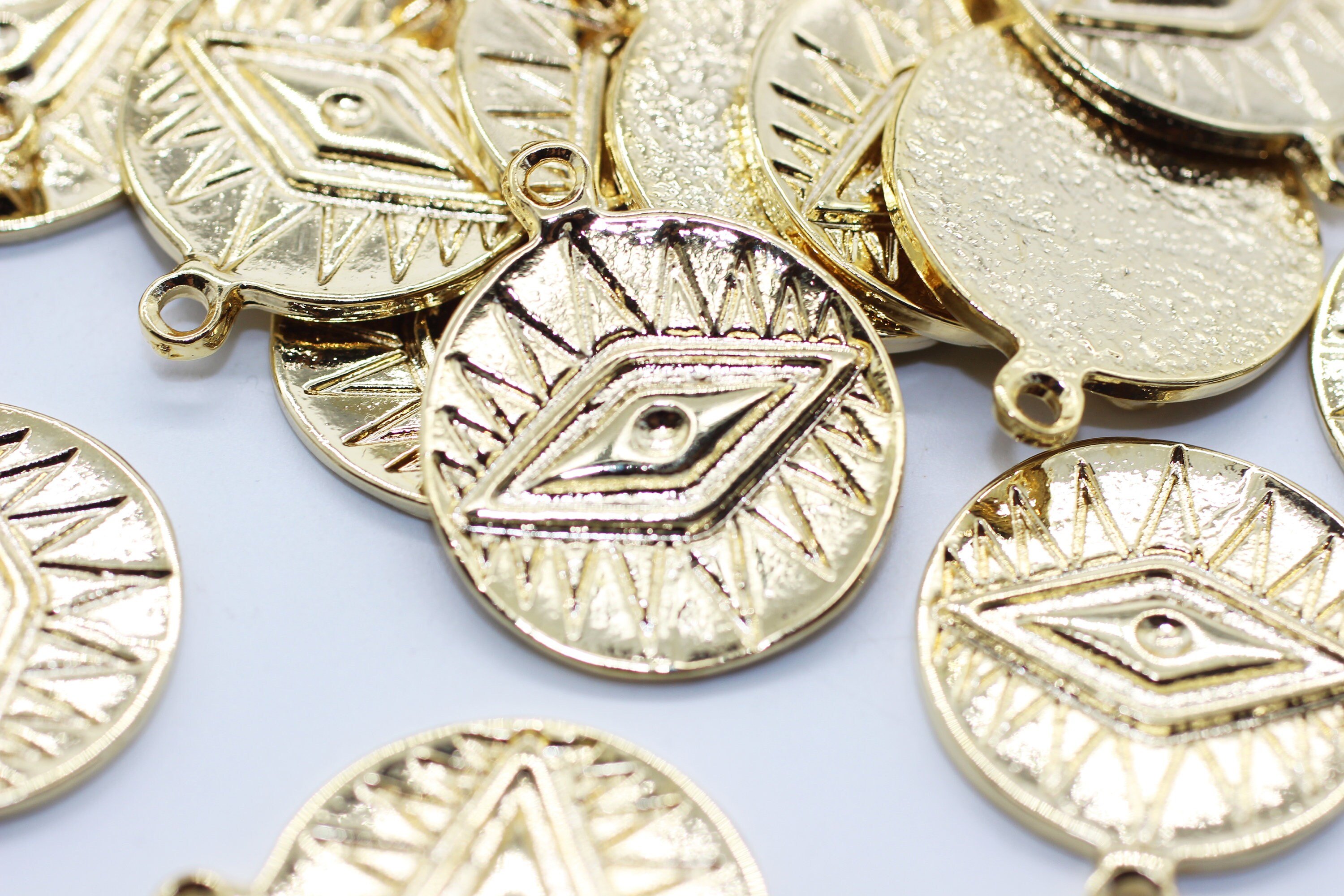 24 K Shiny Gold Eye of Ra Charms, 22x27mm, Egyptian Pendant, Egyptian ...