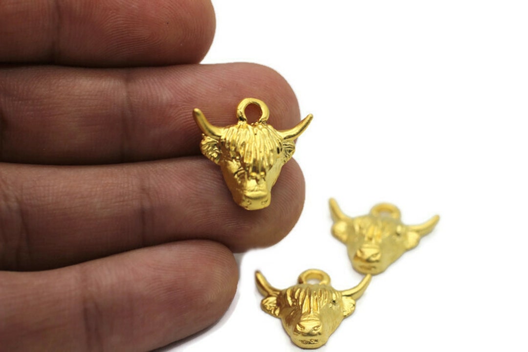 Matt Gold Scottish Highland Cow Charm | Personalized Gift | Minimalist ...