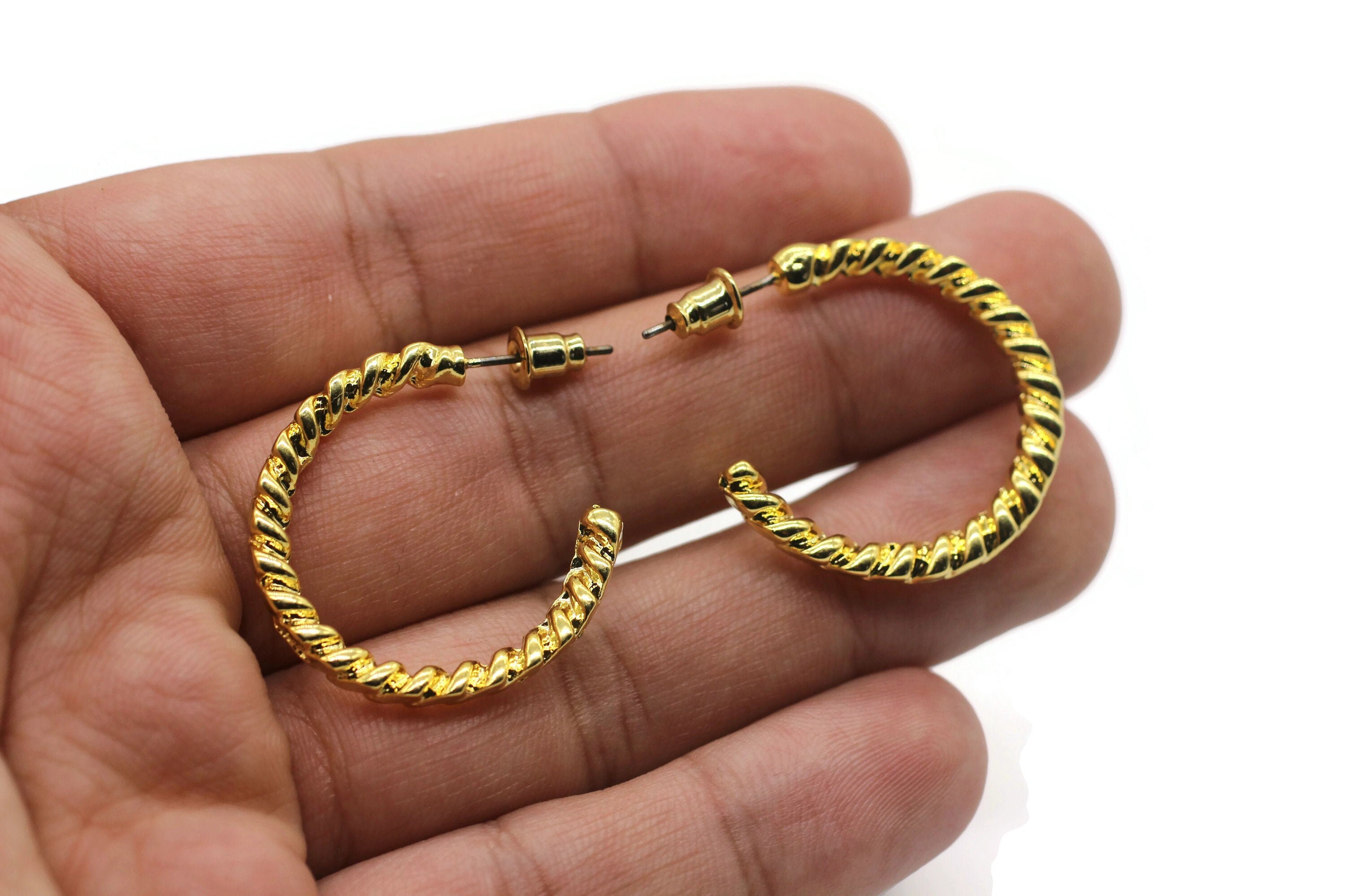 26mm Pick Your Color Wring Design Earrings, Wring Earcuffs, Dainty Ear ...