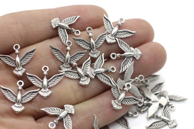 16x19 Mm Matt Silver Plated Albatross Necklace, Early Bird Pendant ...