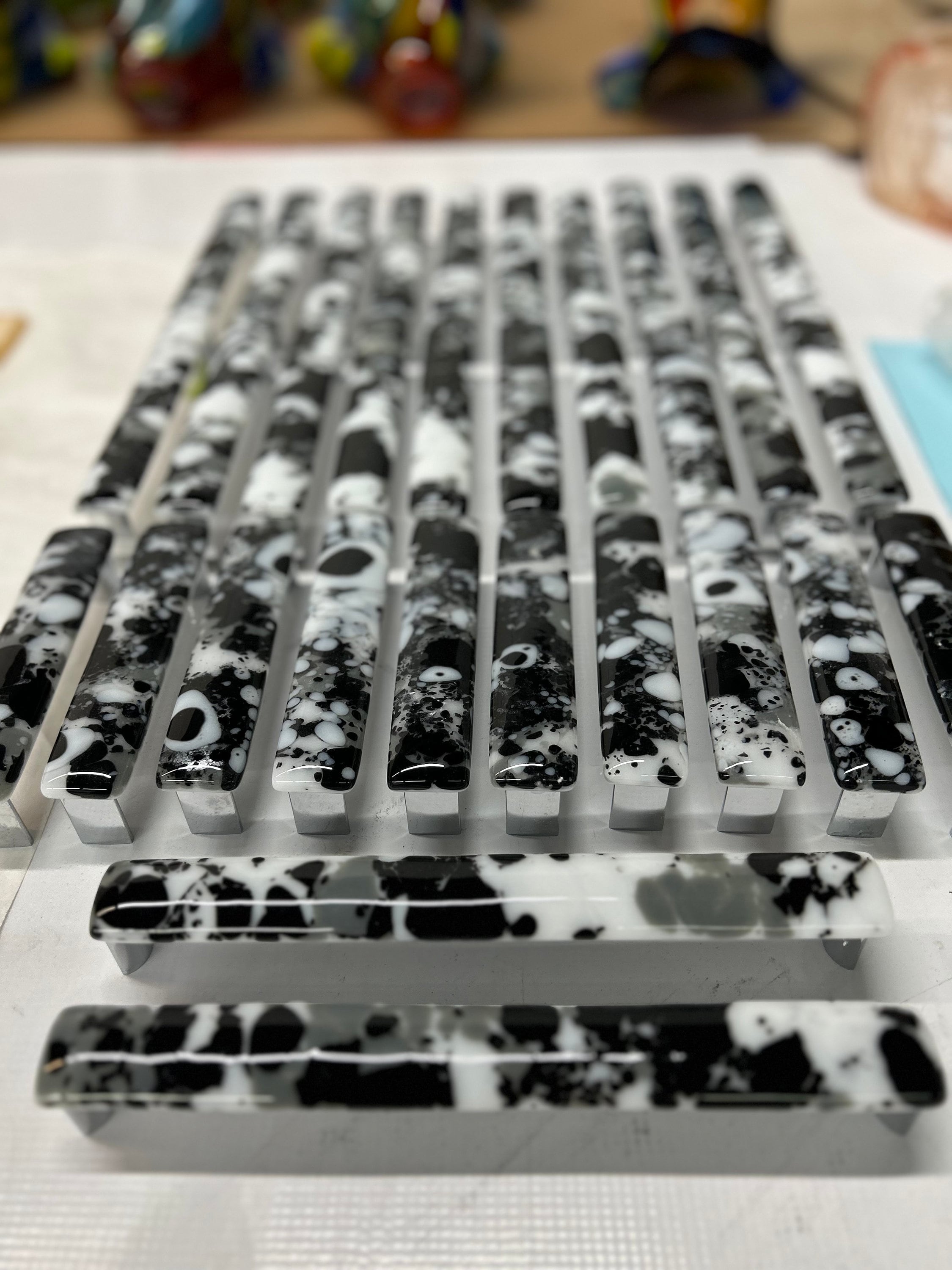 Colorful Cast Fused Glass Cabinet Pulls and Knobs - Etsy