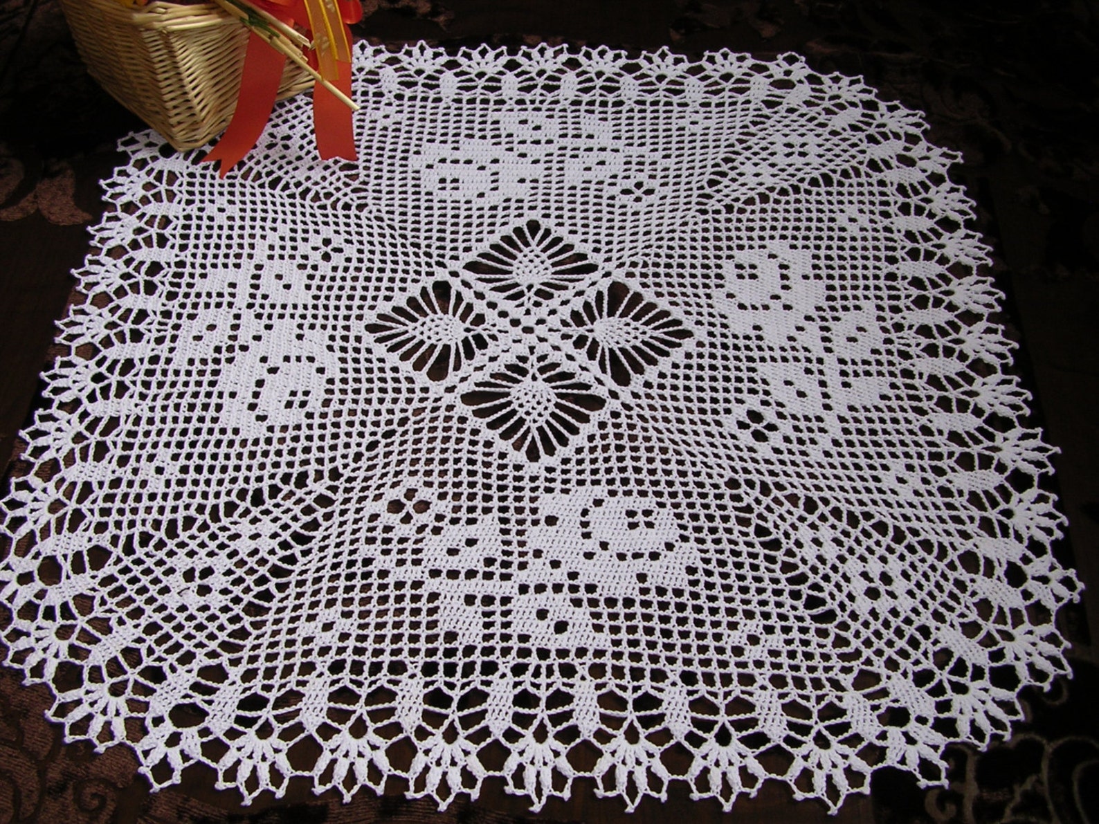 Filet Crochet Square Lace Doily With Roses Pattern White - Etsy