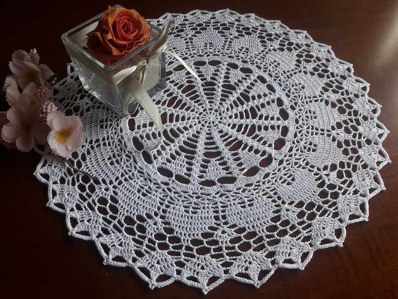 Crochet Italian Lace Doily With Heart Pattern Valentines Day - Etsy