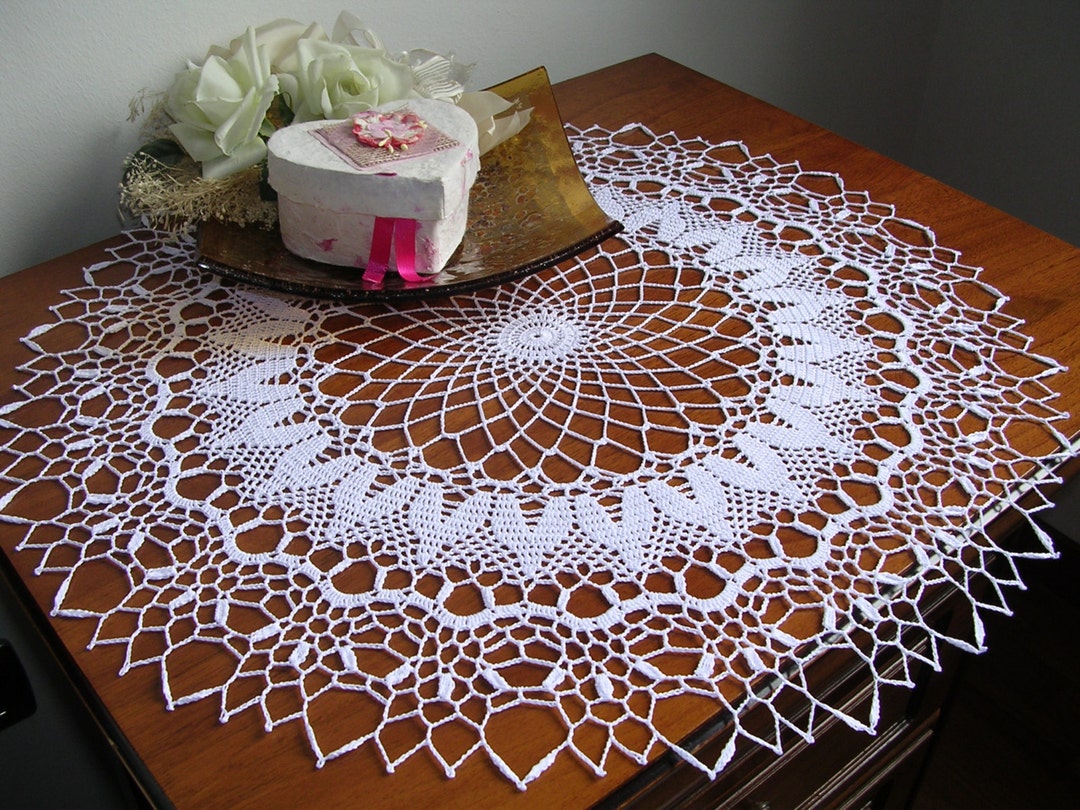Lace Christmas Crochet Tablecloth Large 25'' Round Table Decoration ...