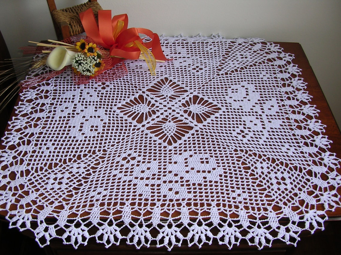 Filet Crochet Square Lace Doily With Roses Pattern White - Etsy