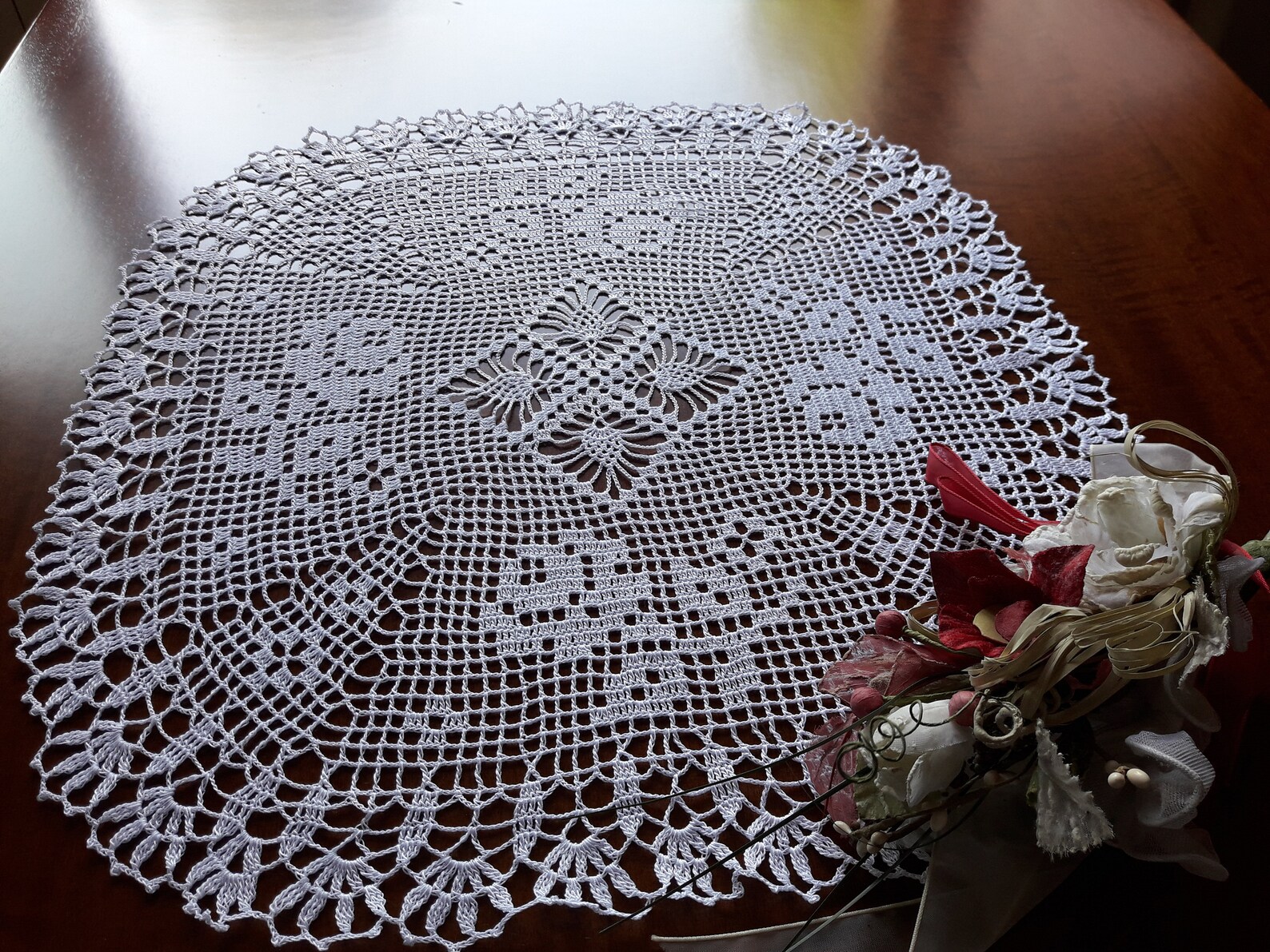 Filet Crochet Square Lace Doily With Roses Pattern White - Etsy
