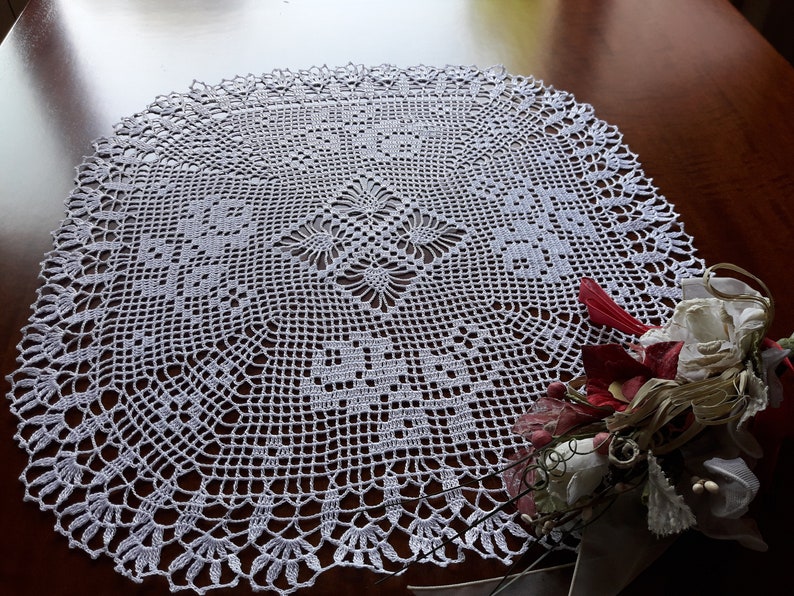 Filet Crochet Square Lace Doily With Roses Pattern White - Etsy