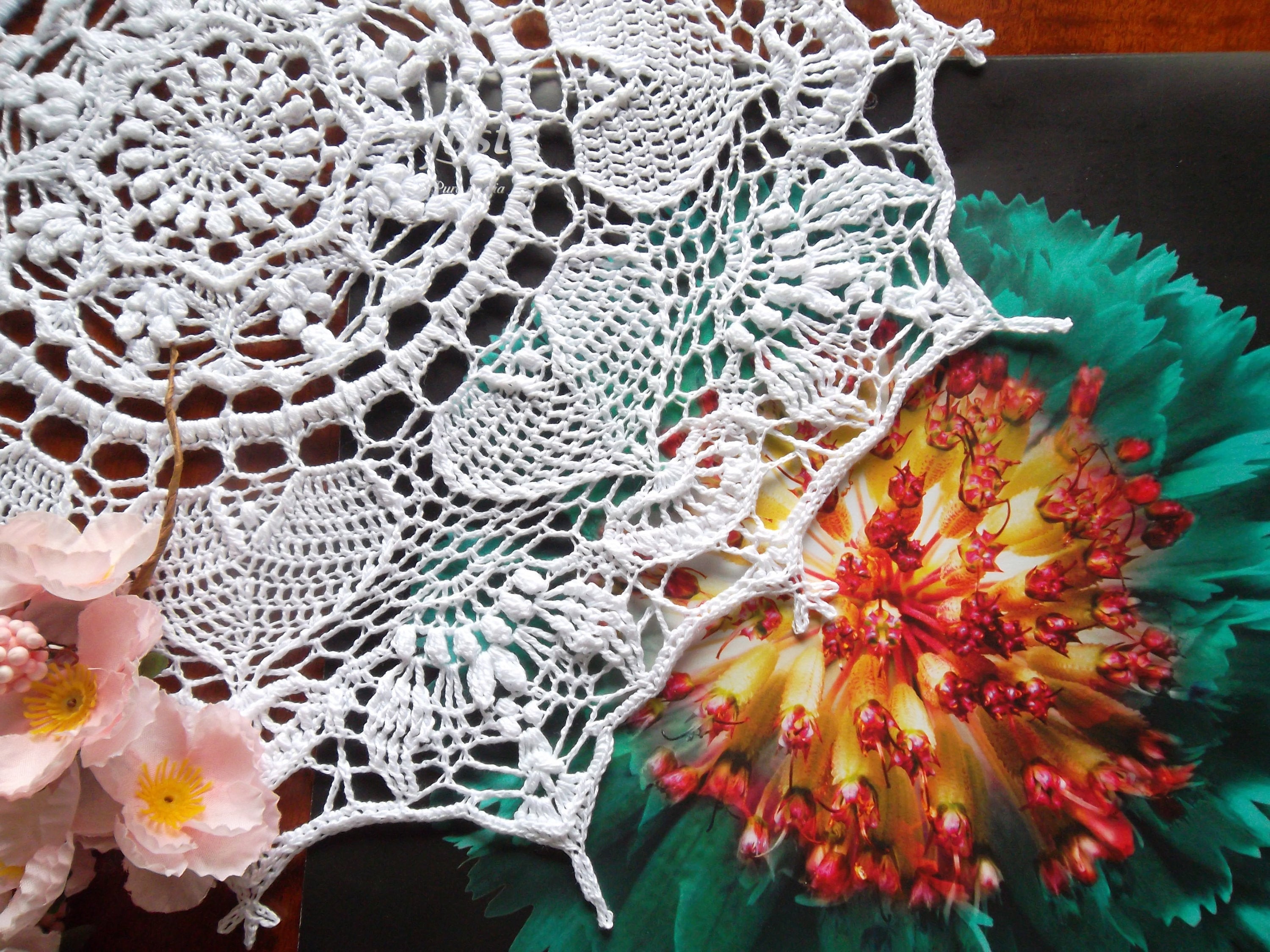 PDF Pattern Crochet Lace Textured Doily, Round 19'' Victorian Placemat ...