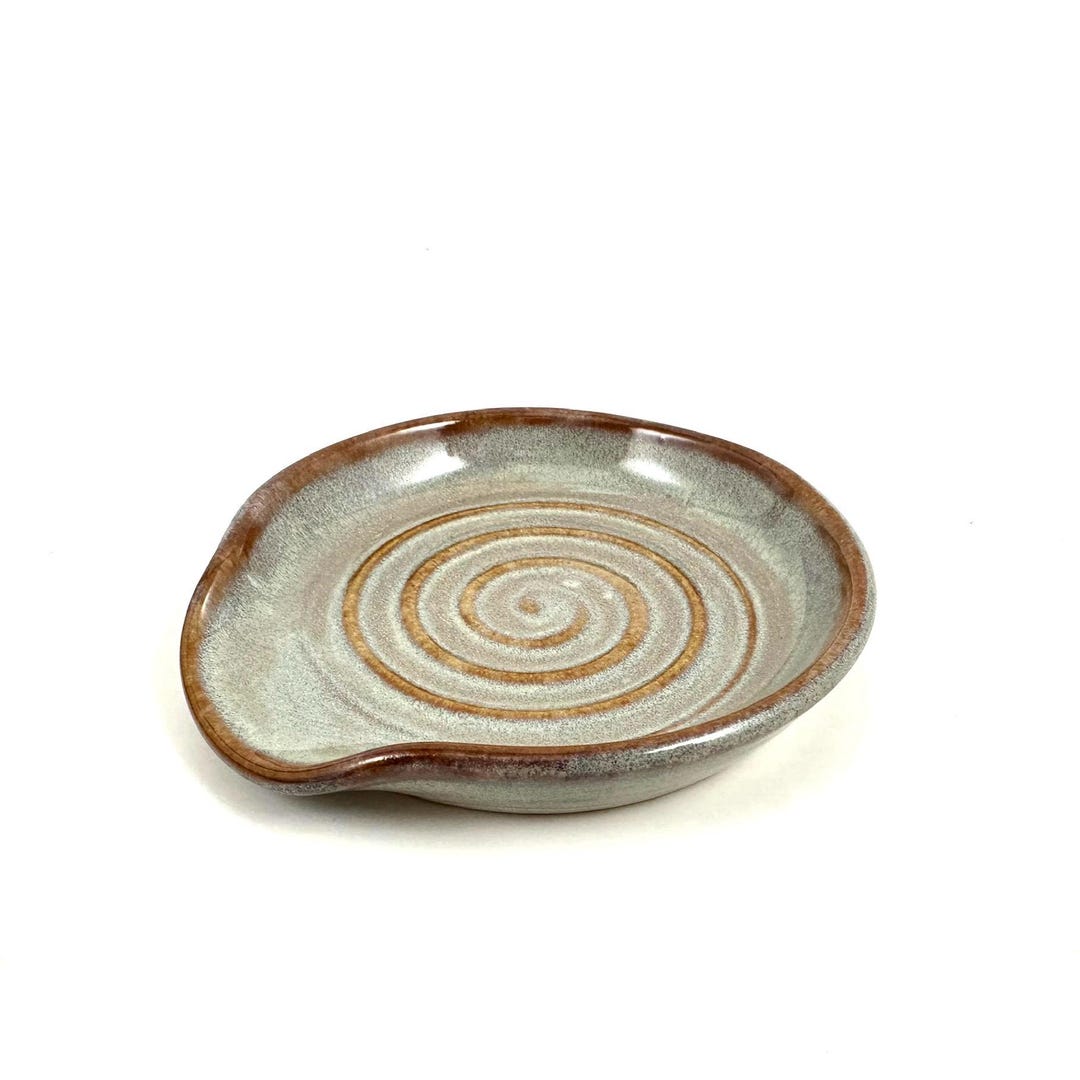 Pottery Spoon Rest, Handmade Pottery Spoon Rest (seashell) - Etsy