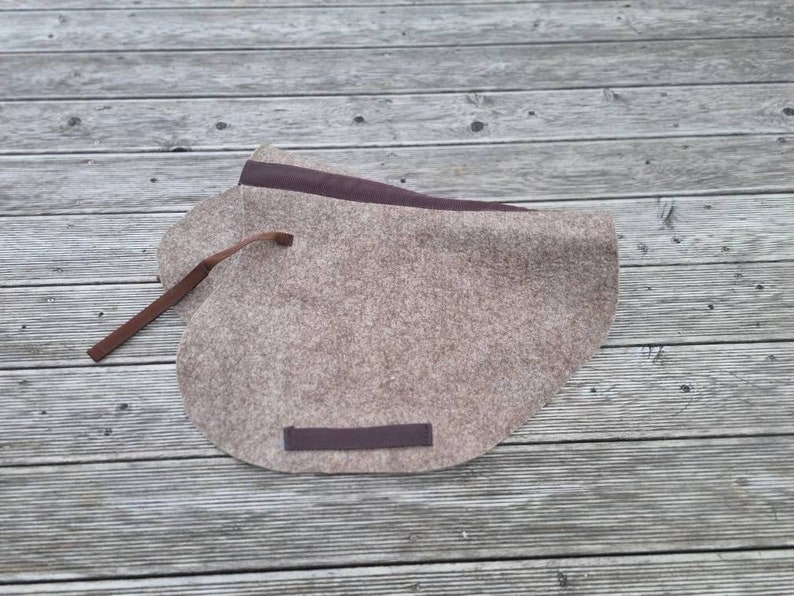 White English Saddle Pad From Natural Wool Handfelted Numnah - Etsy