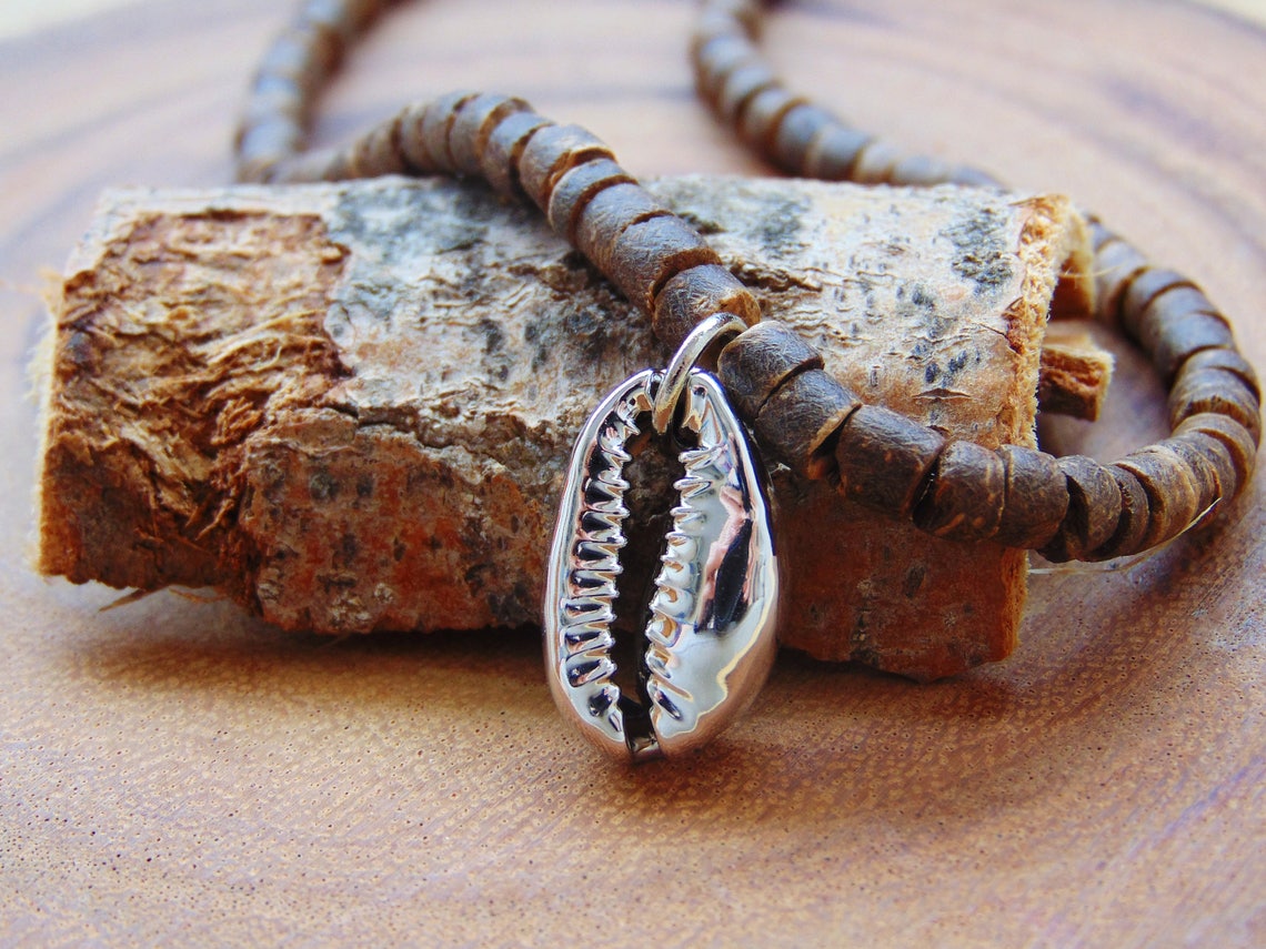 Shell NecklaceMens necklaceMens Beaded NecklaceCowrie shell | Etsy