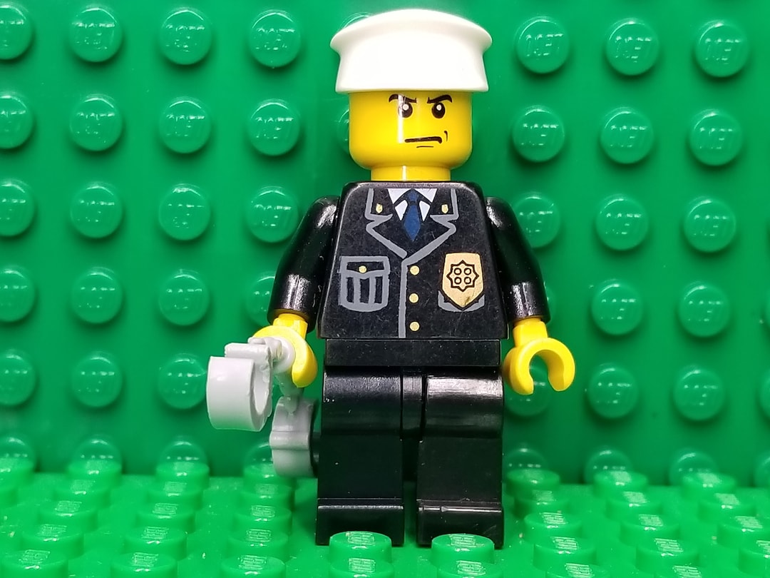 LEGO® Town City Police Trooper Detective Patrolman Cop, Minifigure ...