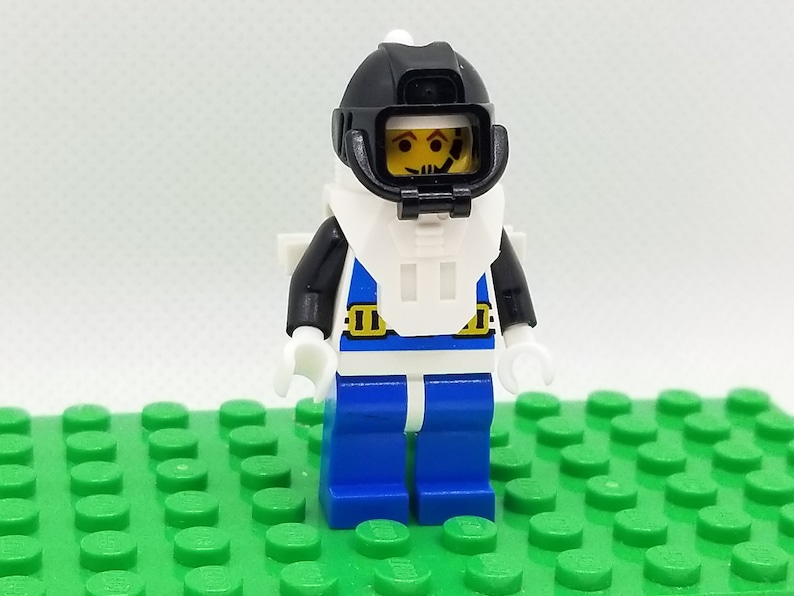 LEGO® Aquazone Aquanauts Aquanaut 3 90's Minifigure - Etsy