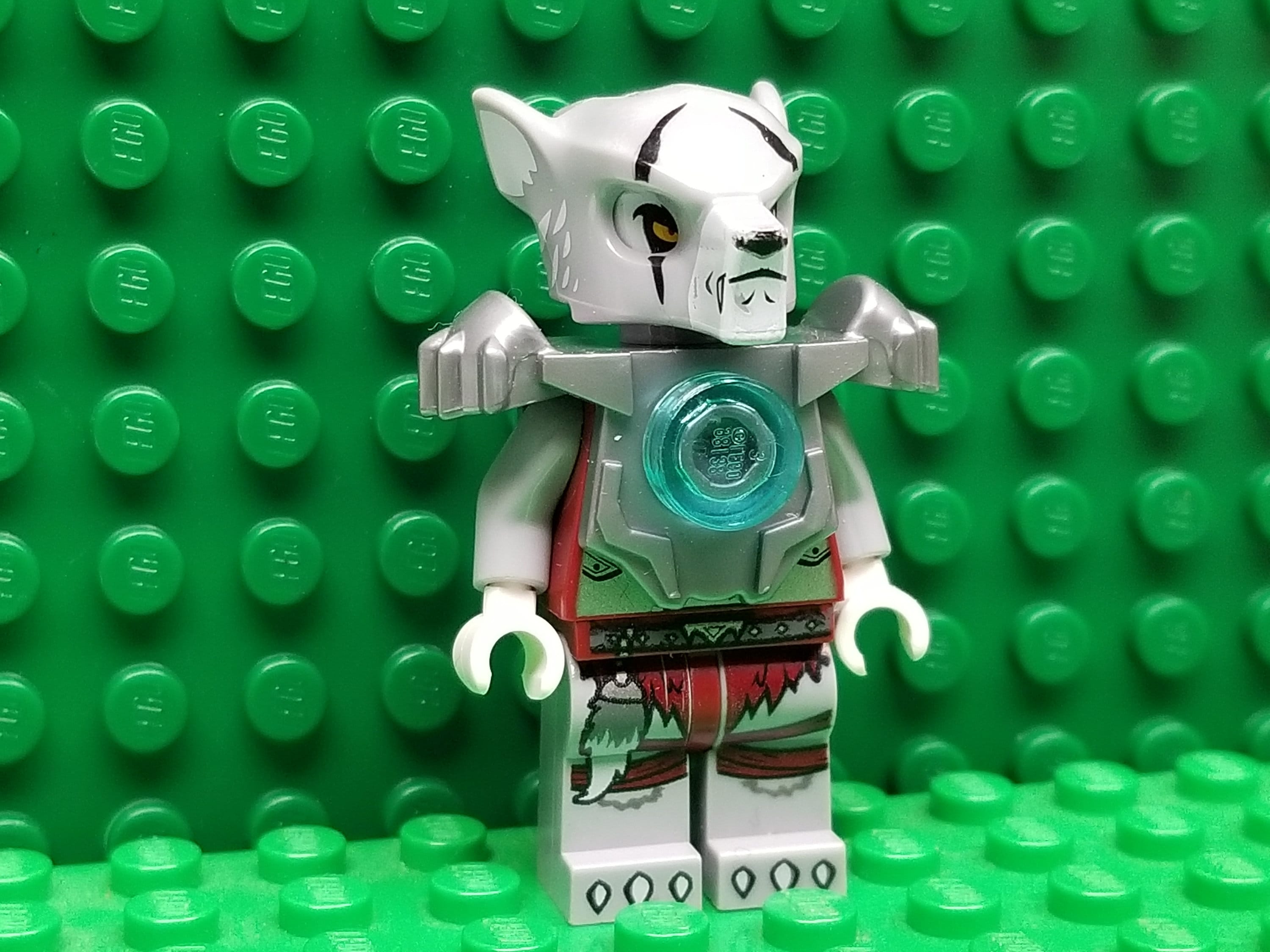 Lego Chima Worriz Minifigure