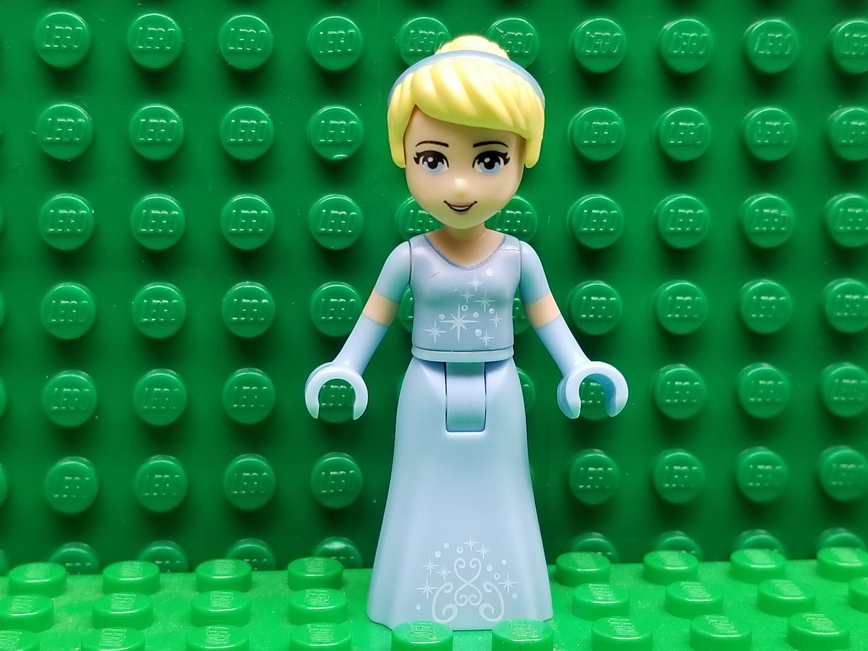 LEGO® Disney Princess Cinderella, Minifigure, LEGO® Minifig, LEGO ...