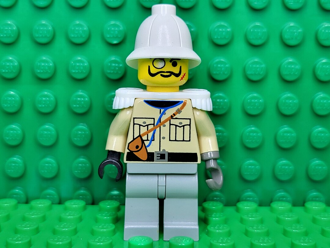LEGO® Adventurers Desert Baron Von Barron With White Pith Hat ...
