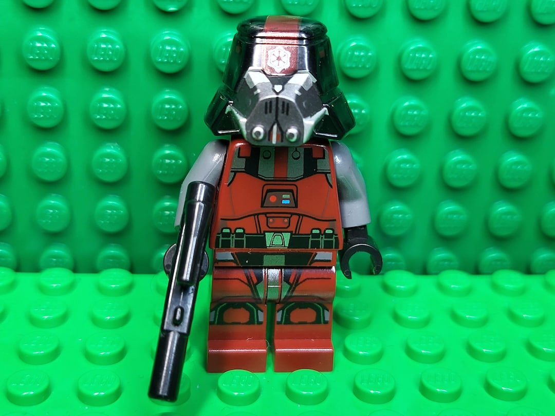 LEGO® Star Wars the Old Republic Sith Trooper - Dark Red Armor, LEGO ...