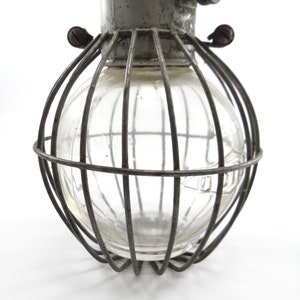 Trico Optomatic Oiler TRICO Fuse MFG. CO, Glass Globe, Industrial ...