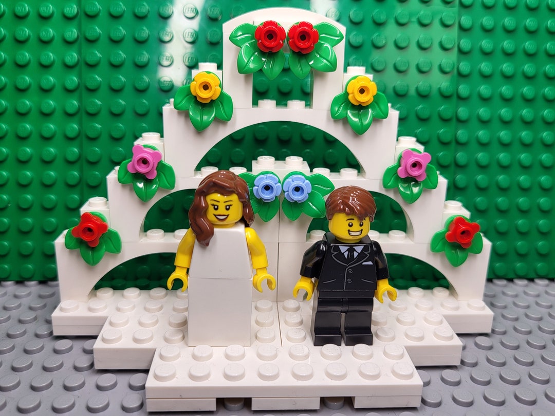 Wedding Bride and Groom in Tux Custom Cake Topper Pillars Holding a ...