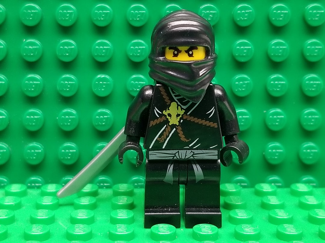 LEGO® Ninjago the Golden Weapons Cole With Sword, LEGO® Minifigure ...