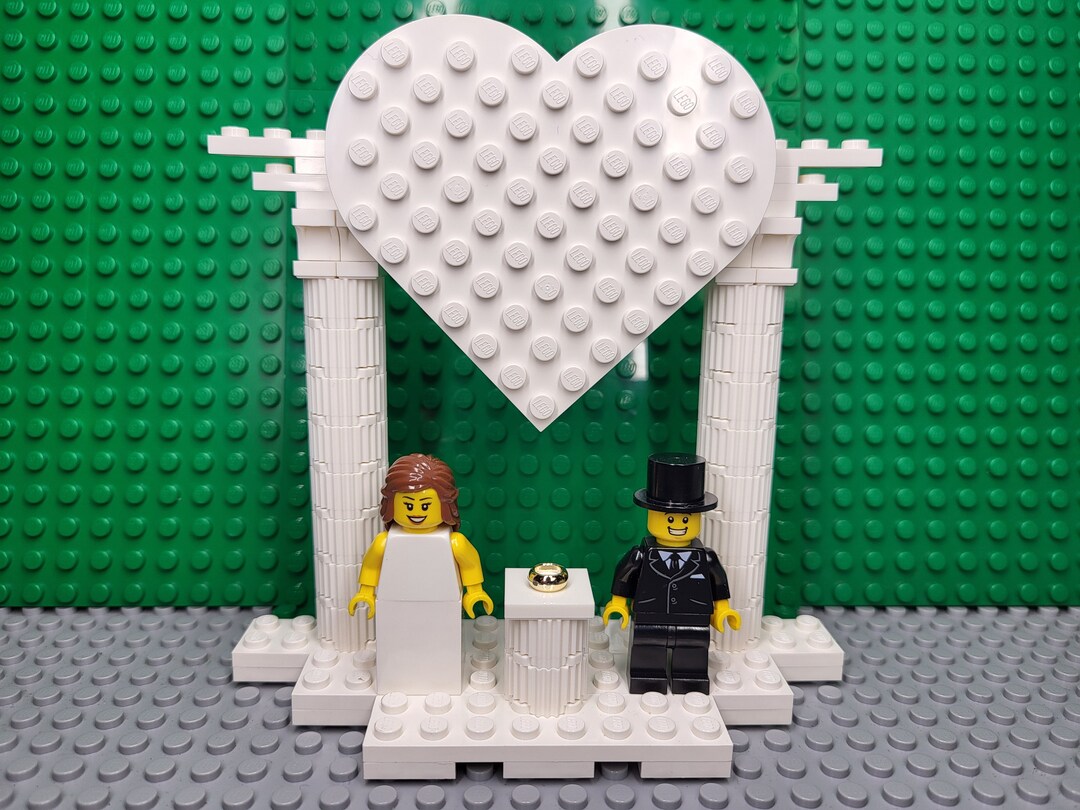 Wedding Bride and Groom in Tux Custom Cake Topper Pillars Holding a ...