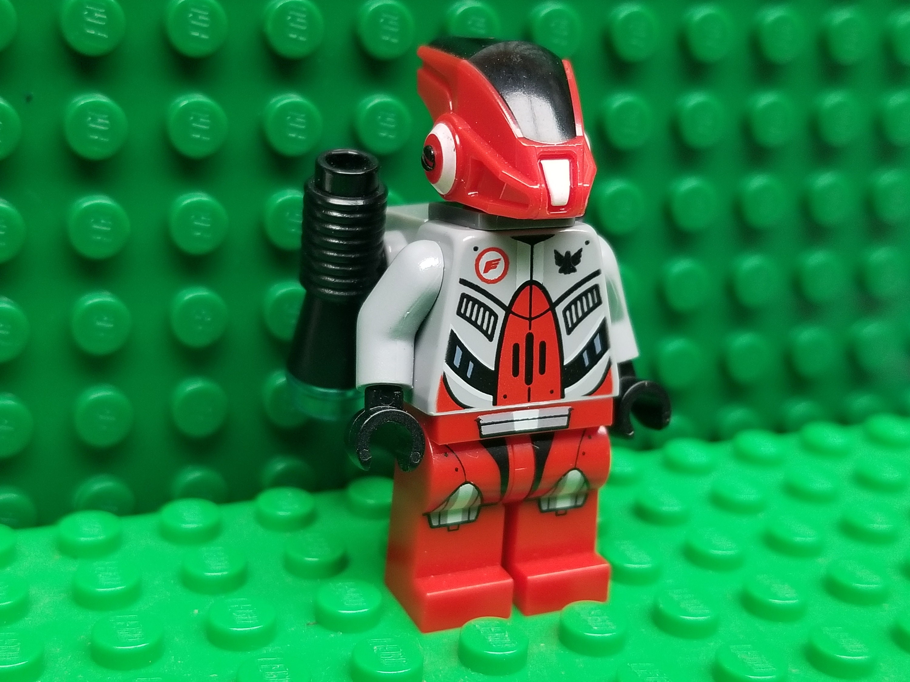 Lego Galaxy Squad Red Team