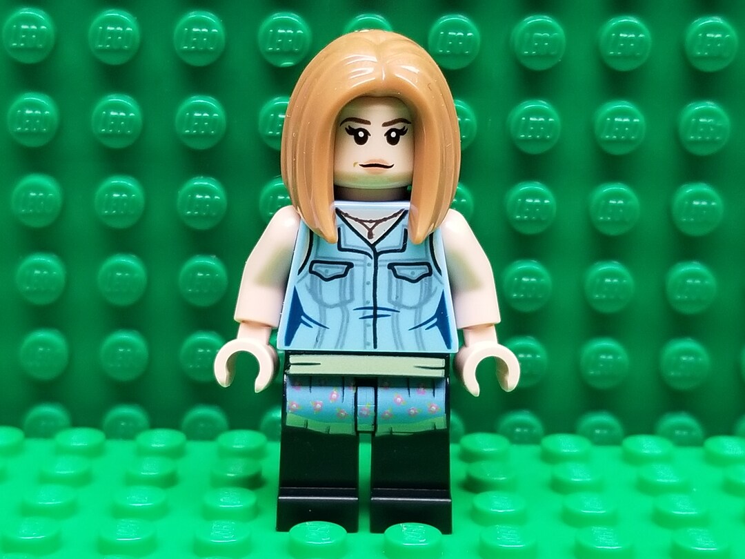 LEGO® Collectible Minifigures LEGO Ideas Rachel Green From FRIENDS ...